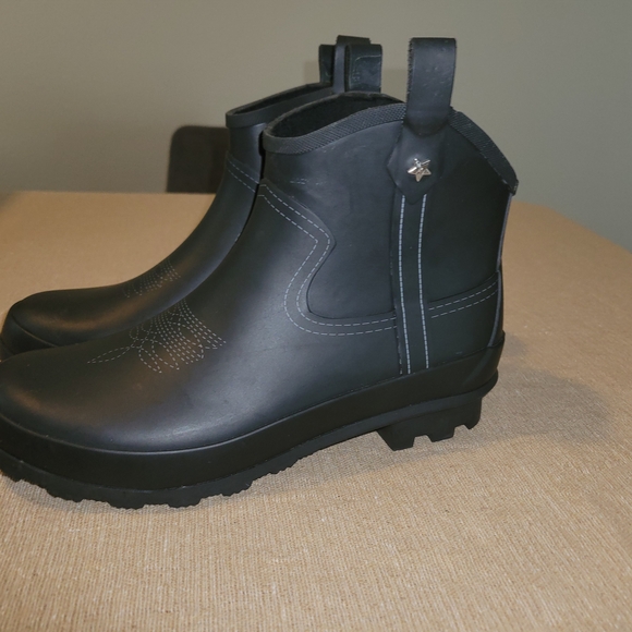 Western Chief | Shoes | Western Chief Womens Black Ankle Rain Boots ...